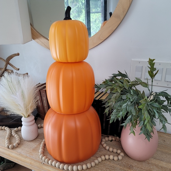 Holiday | Set Of 3 Stacking Pumpkins Stores Small One Side Has A ...